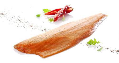 Laks røget hel, ca. 900 - 1400 G